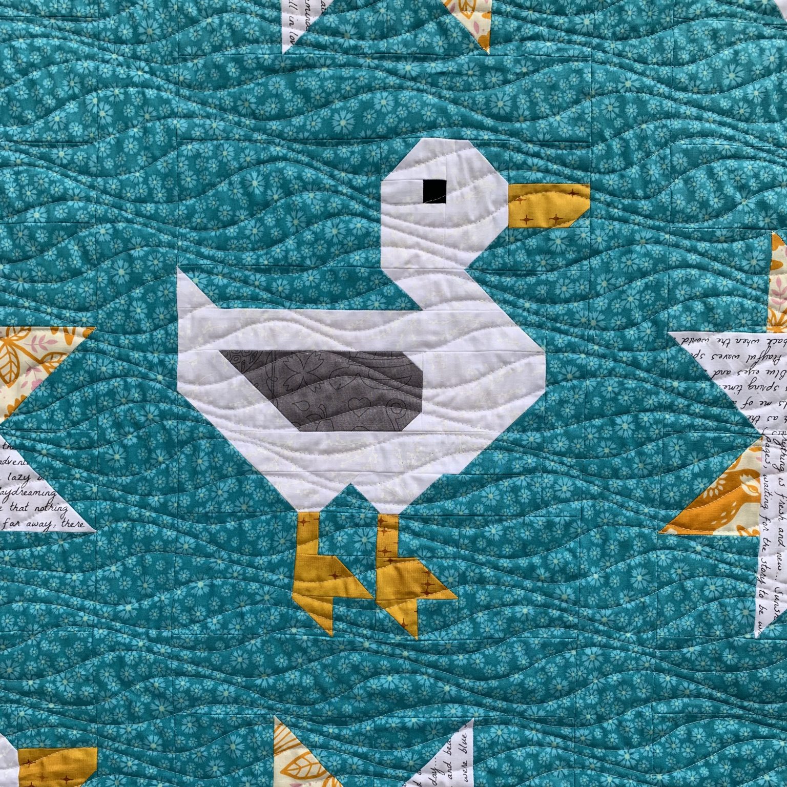 Duck and Duck Tracks quilt finish